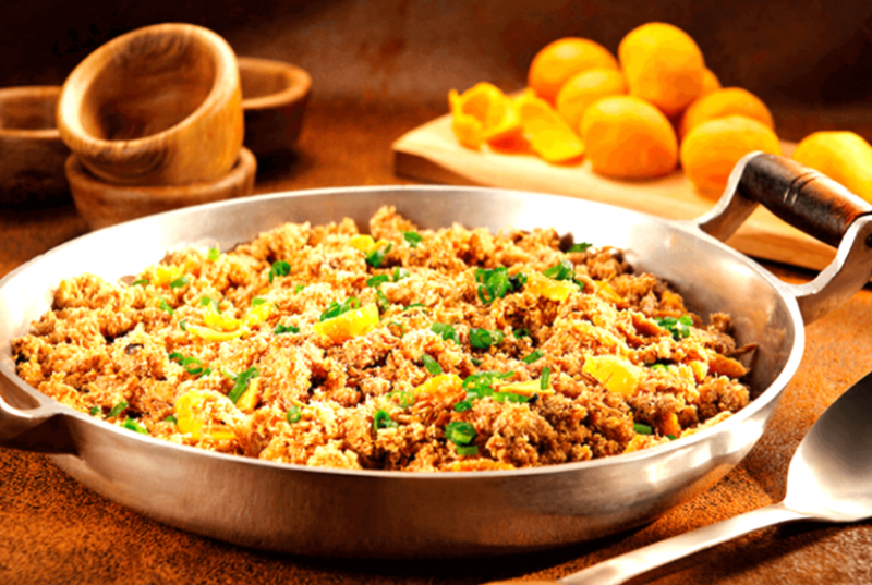 Prática e versátil, a farofa tem inúmeras combinações saborosas