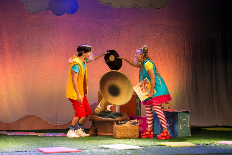 ‘Grandes Músicos para Pequenos’ apresenta ‘Vitrolinha Animada’