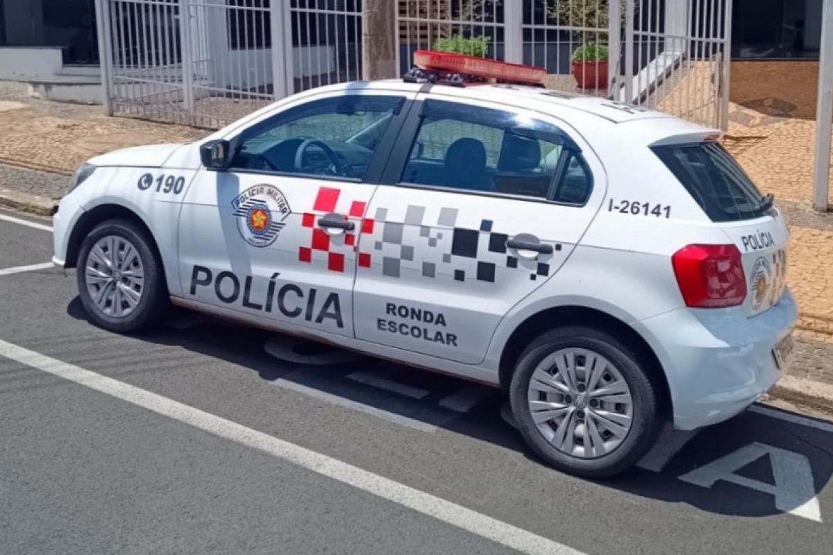 Homem é preso por estrangular e ameaçar esposa em Mogi Guaçu