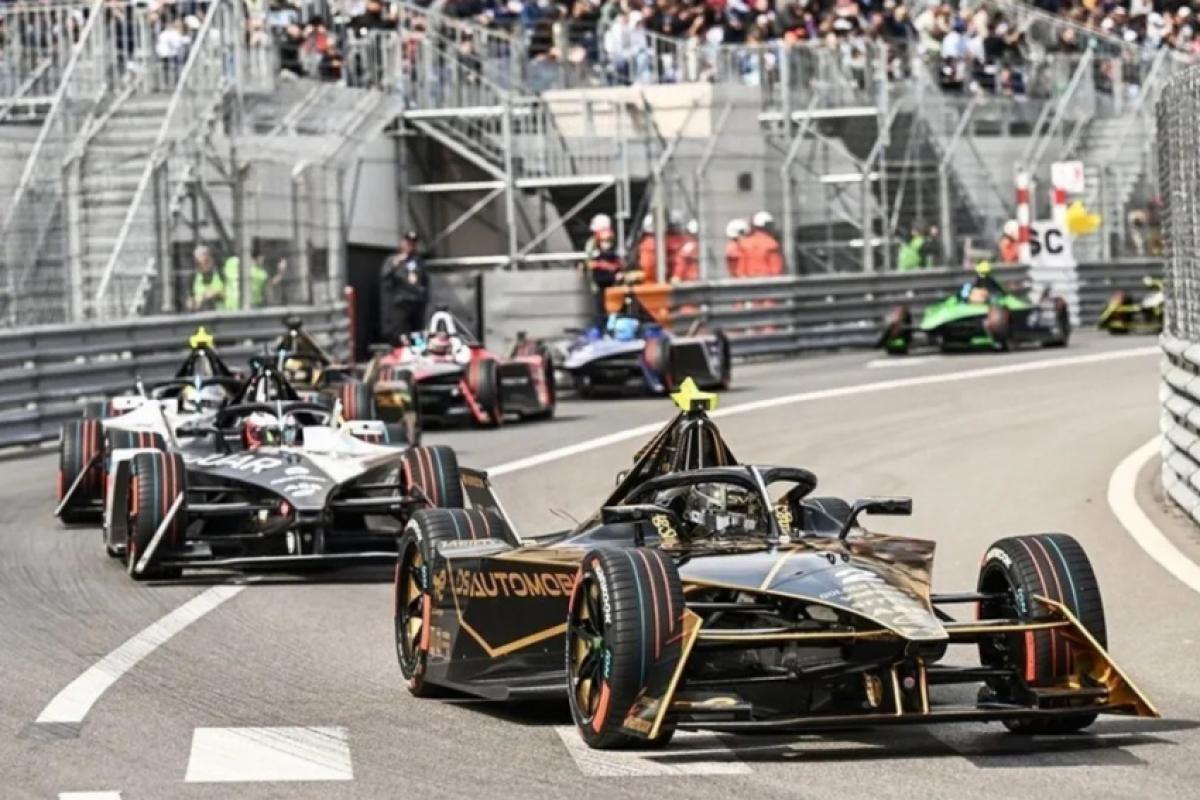 Viracopos recebe operação especial com carros da Fórmula E