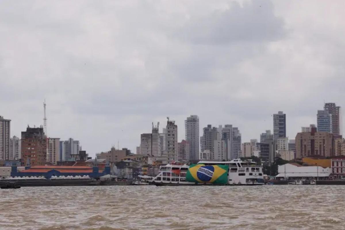 COP30 tem impasse em negociações e relatório é adiado