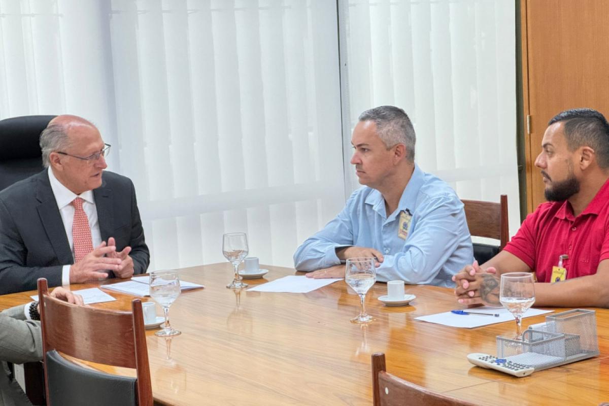 Alckmin: Exército negocia contrato de R$ 900 mi com Avibras