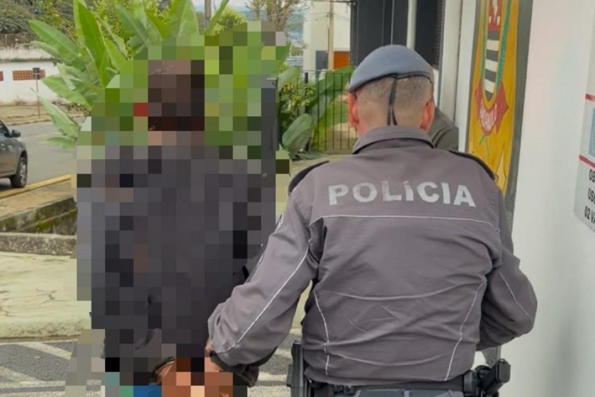 Ladrão destrói chácara e é pego com carrinho cheio de ferro